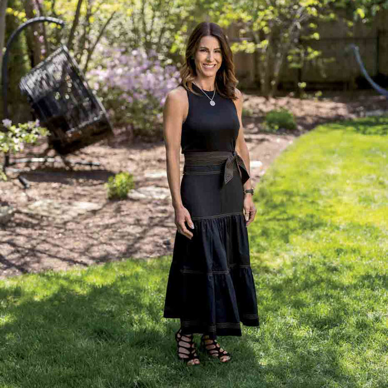 SHORE VS. CITY: DARCEE RABINOWITZ